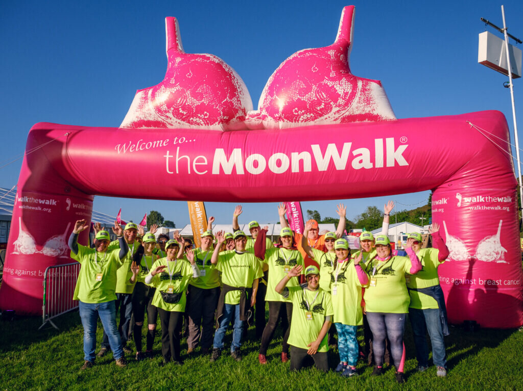 Volunteering - The MoonWalk London - Walk The Walk Worldwide