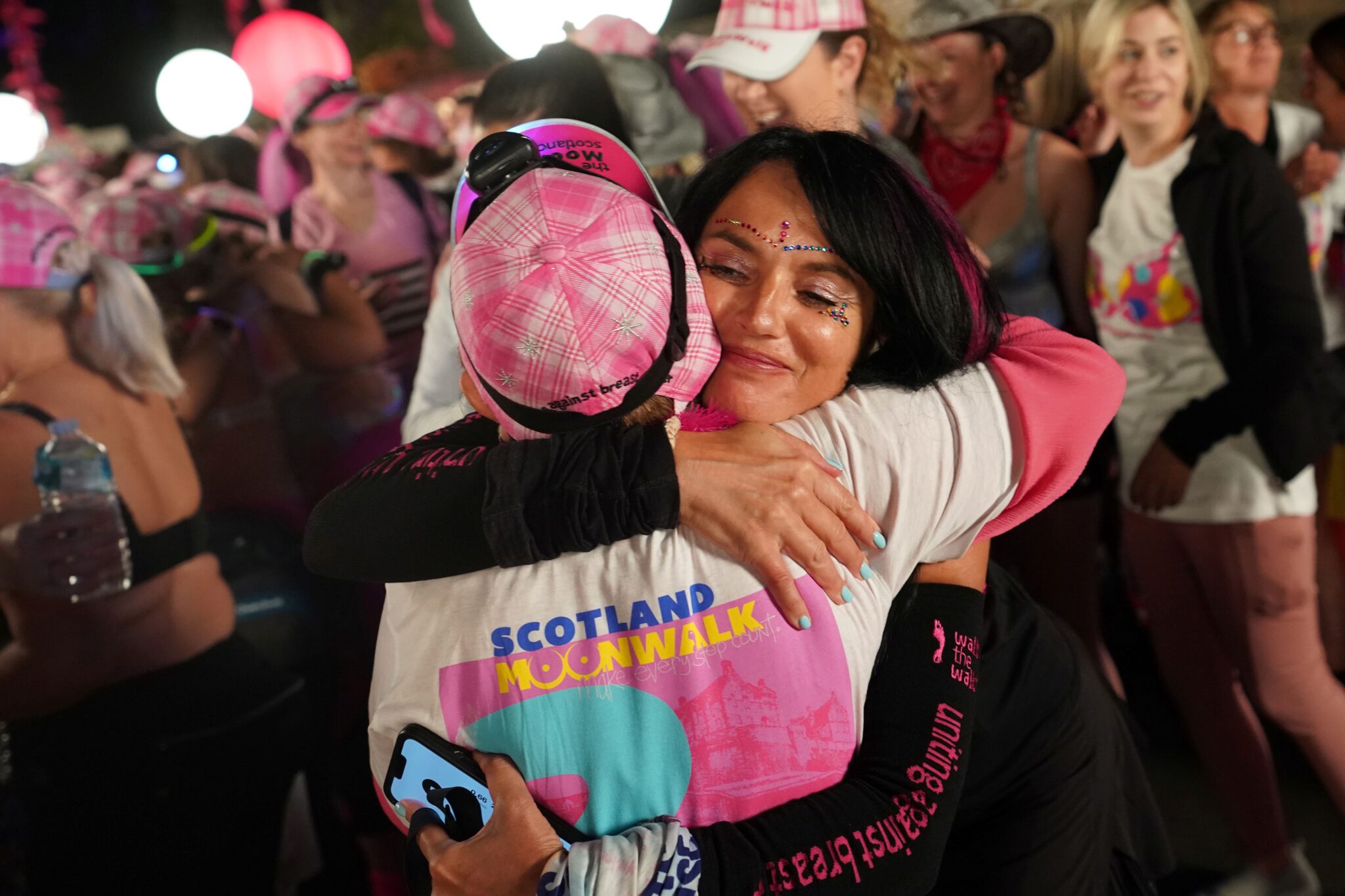Final Steps In Edinburgh For The MoonWalk Scotland - Walk The Walk ...